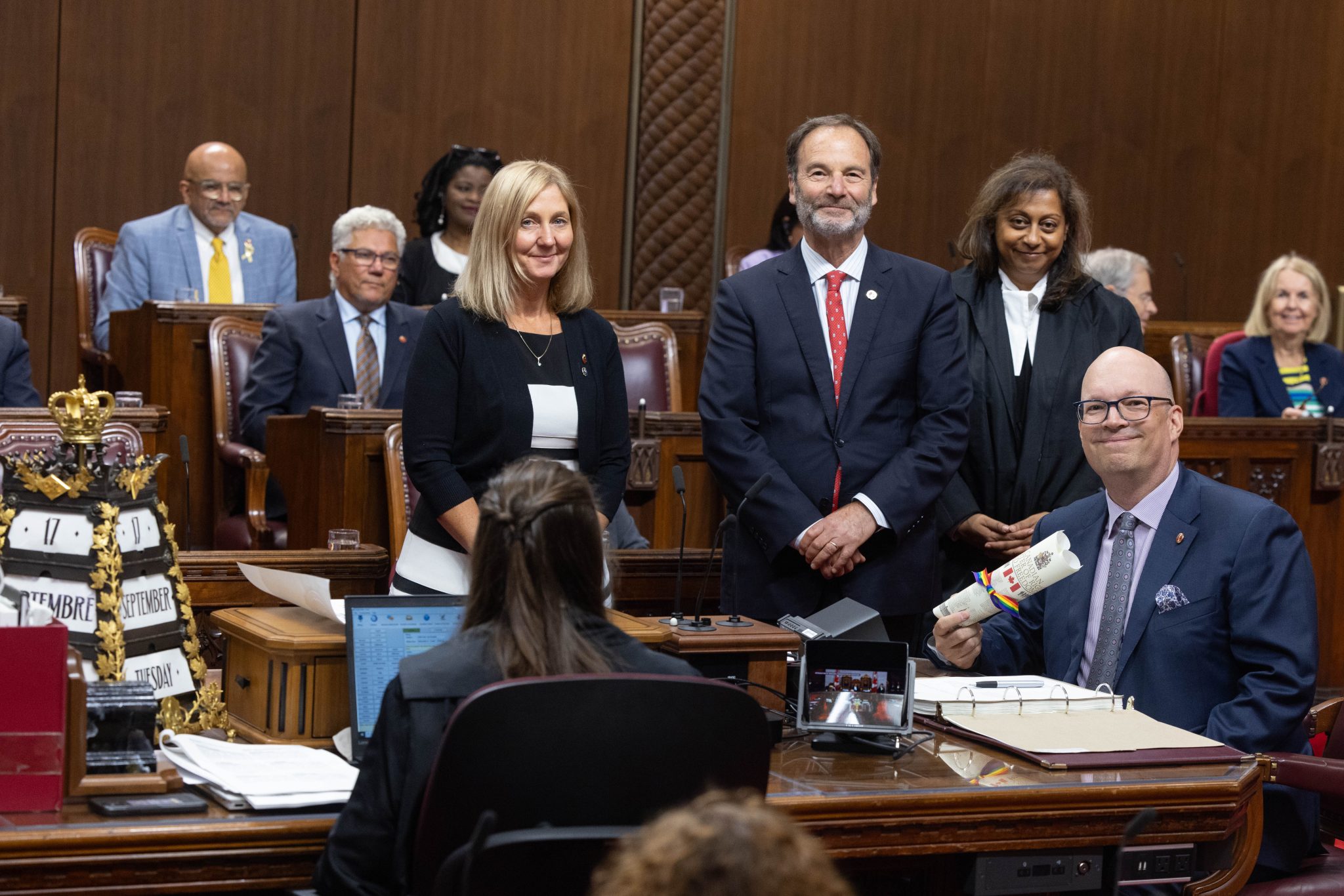 6 independent senators sworn in | Senate GRO